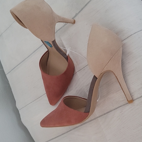 Chinese Laundry | Shoes | Chinese Laundry Two Tone Suede Pointy Toe ...